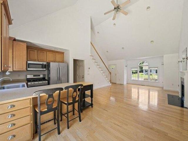 condo with 2 bedroom, Wareham MA ES105080602