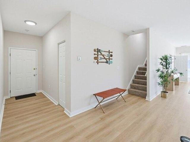 condo with 2 bedroom, Wareham MA ES103808281