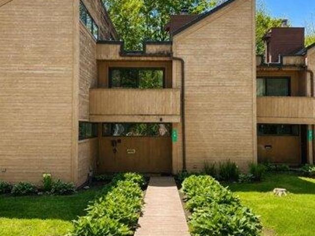 condo with 2 bedroom, Warren VT DLS102726813
