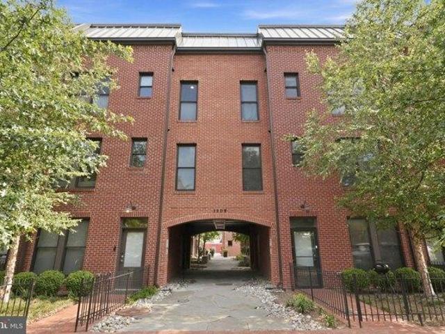 condo with 2 bedroom, Washington DC ES104905319