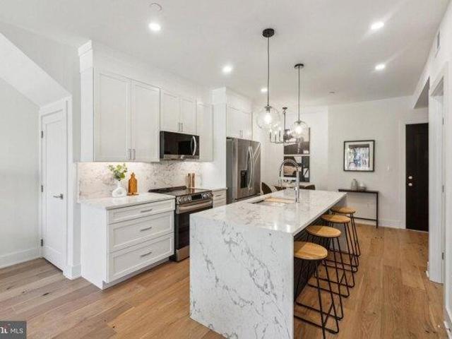 condo with 2 bedroom, Washington DC ES104900352