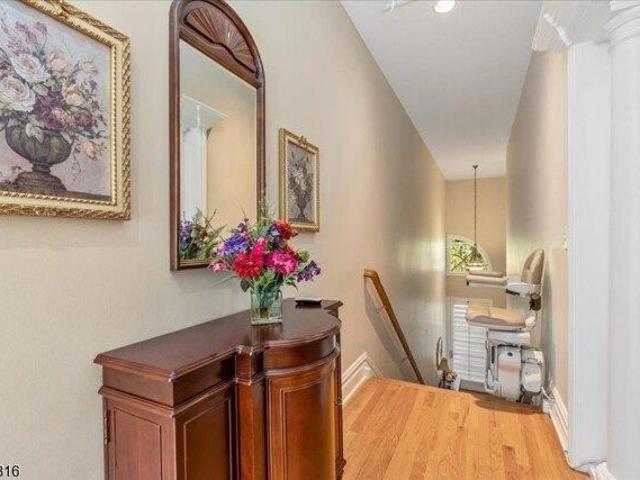 condo with 2 bedroom, Watchung NJ ES104237475