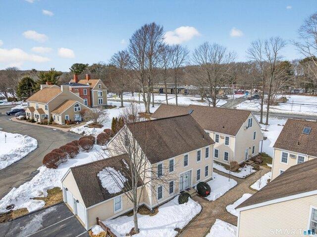 condo with 2 bedroom, Waterford CT DS102594410