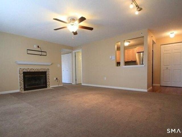 condo with 2 bedroom, Waterford CT ES105116138