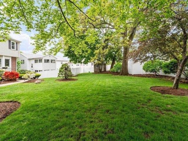 condo with 2 bedroom, Watertown MA DLS102827414
