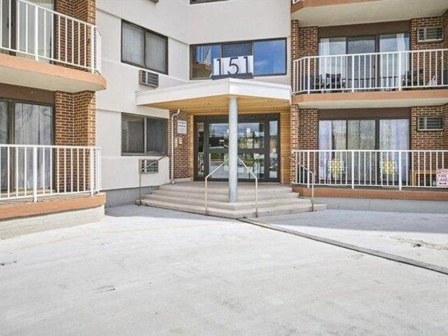 condo with 2 bedroom, Watertown MA DLS102823150