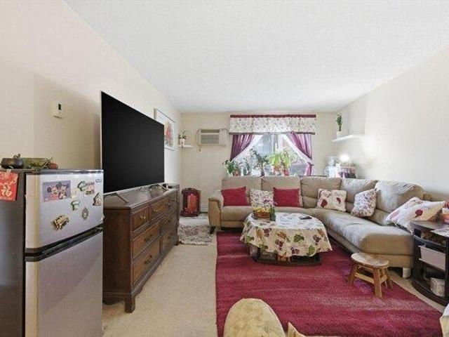 condo with 2 bedroom, Watertown MA DLS103034454