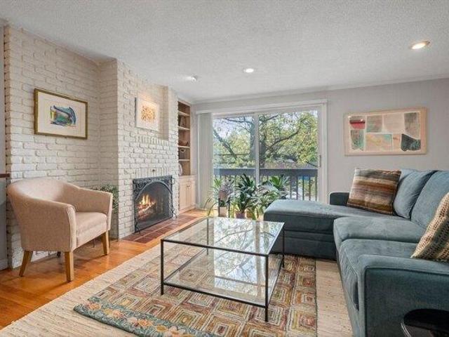condo with 2 bedroom, Watertown MA DLS103074395