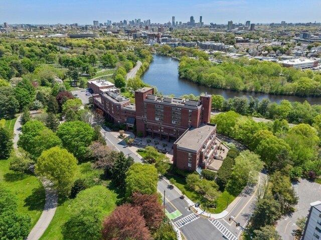condo with 2 bedroom, Watertown MA DS102478562