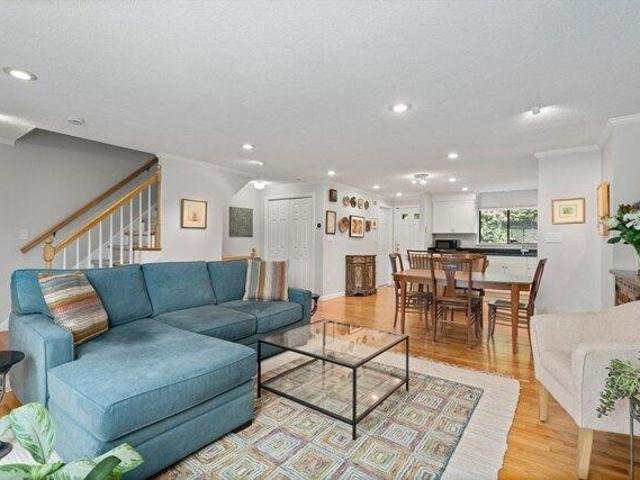 condo with 2 bedroom, Watertown MA ES103440762