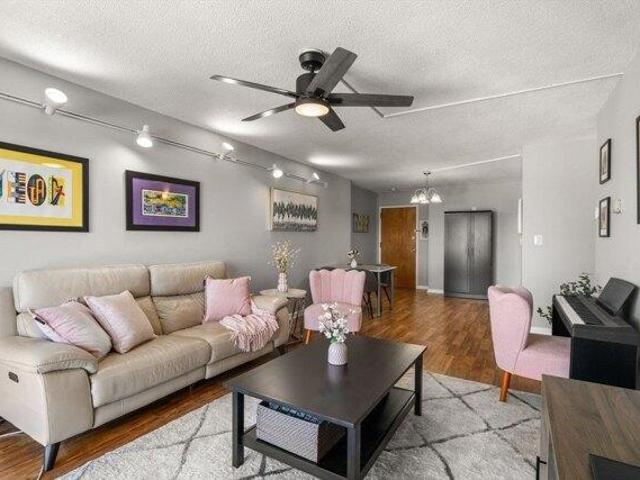 condo with 2 bedroom, Watertown MA ES105095372