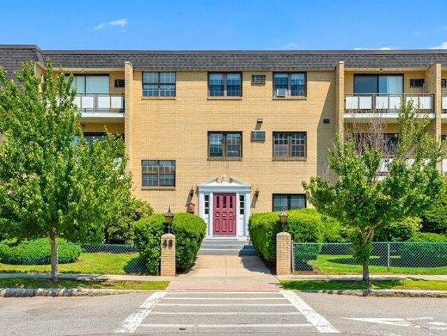 condo with 2 bedroom, Watertown MA ES105125650