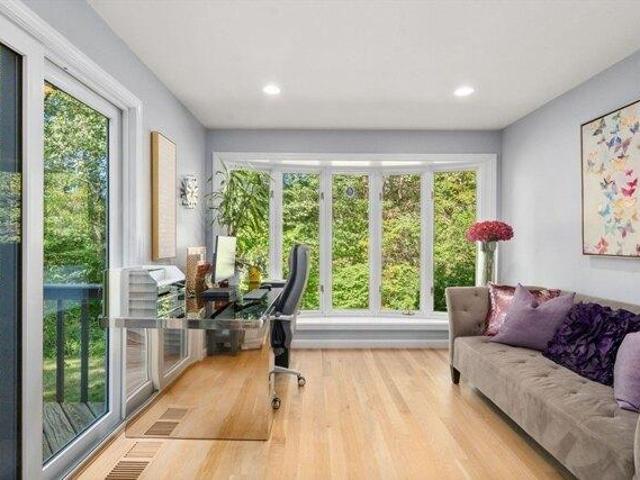 condo with 2 bedroom, Wayland MA DS102632779