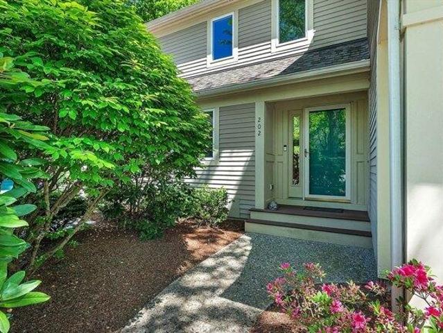 condo with 2 bedroom, Wayland MA ES104150396