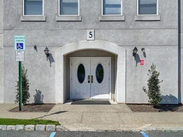 condo with 2 bedroom, Wayne NJ DS102761892