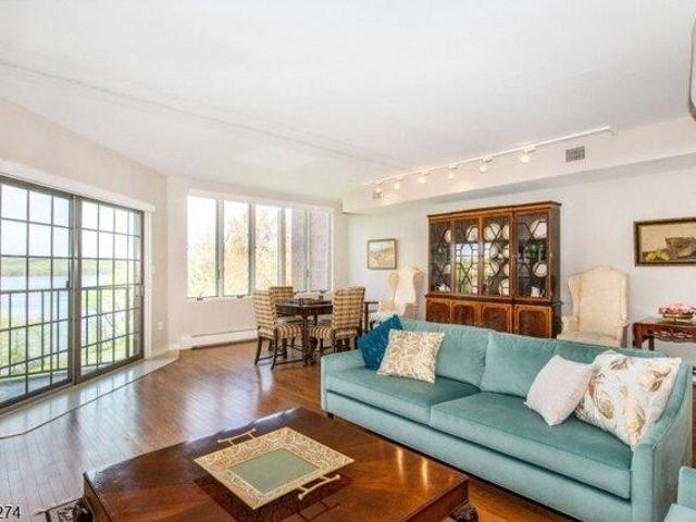 condo with 2 bedroom, Wayne NJ DS103666976