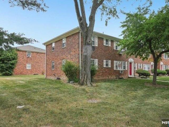 condo with 2 bedroom, Wayne NJ DS104409099