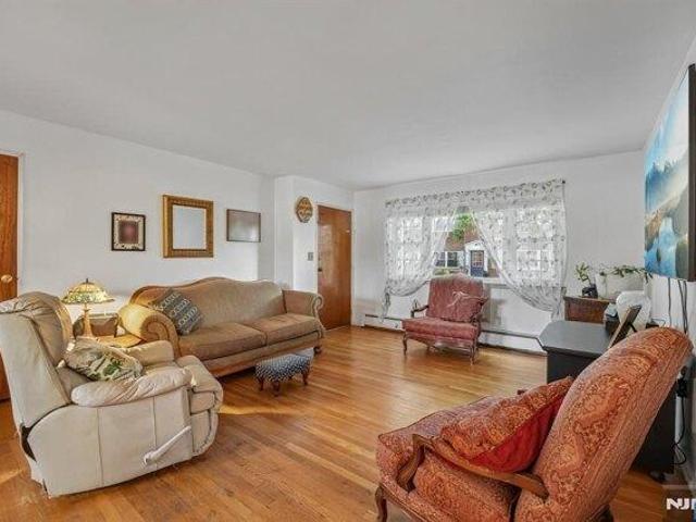 condo with 2 bedroom, Wayne NJ ES103623912