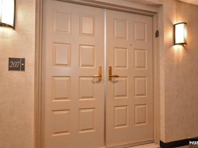 condo with 2 bedroom, Wayne NJ ES104375469