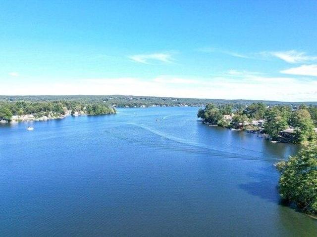 condo with 2 bedroom, Webster MA ES103664098
