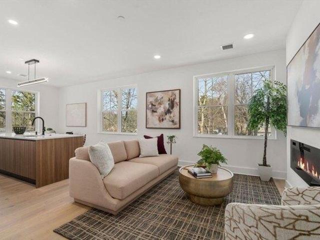 condo with 2 bedroom, Wellesley MA DLS102478751
