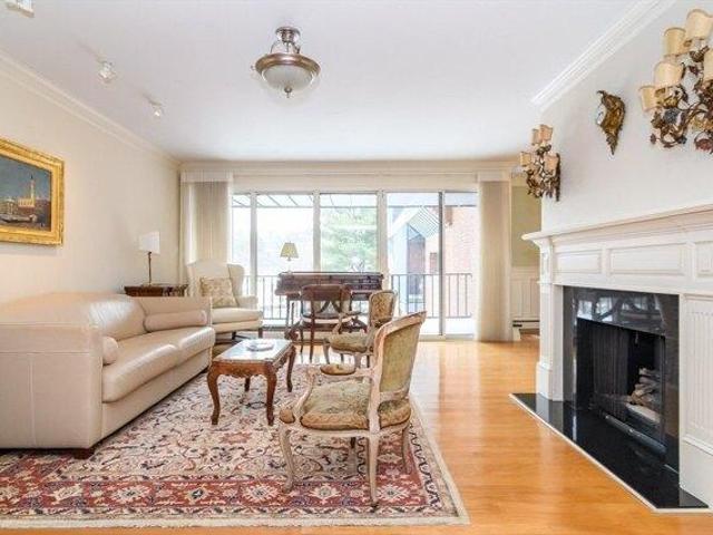 condo with 2 bedroom, Wellesley MA DLS102778395
