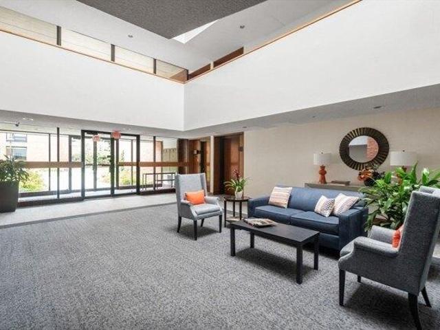 condo with 2 bedroom, Wellesley MA DS102723795
