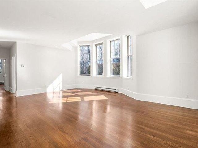 condo with 2 bedroom, Wellesley MA ES103499673