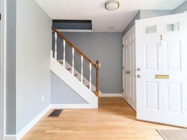 condo with 2 bedroom, Wellesley MA ES104720639