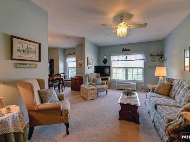 condo with 2 bedroom, West Milford NJ ES102826759