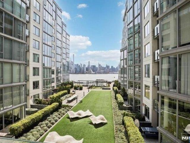 condo with 2 bedroom, West New York NJ DLS101660593