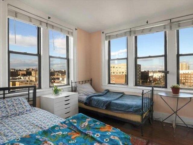 condo with 2 bedroom, West New York NJ DLS102475365