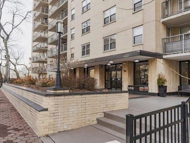 condo with 2 bedroom, West New York NJ DLS102725607