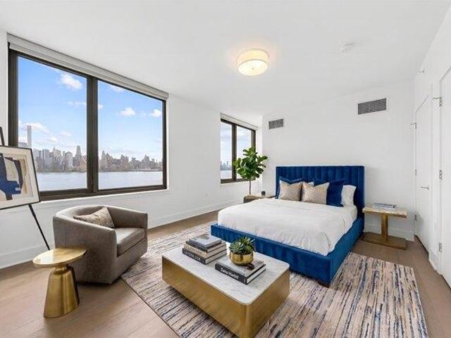 condo with 2 bedroom, West New York NJ DLS102801393