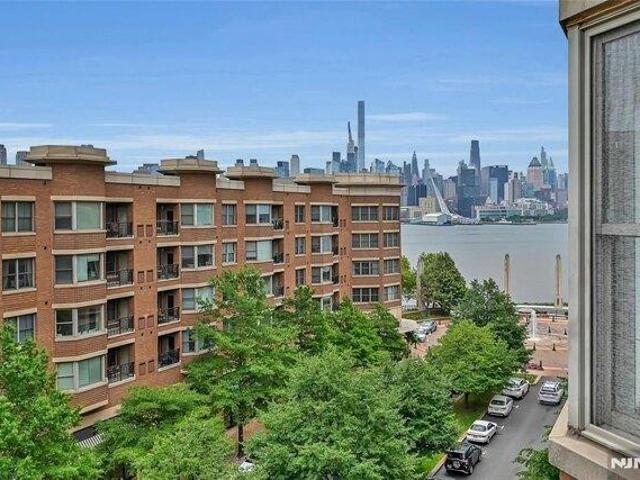 condo with 2 bedroom, West New York NJ DS104374751