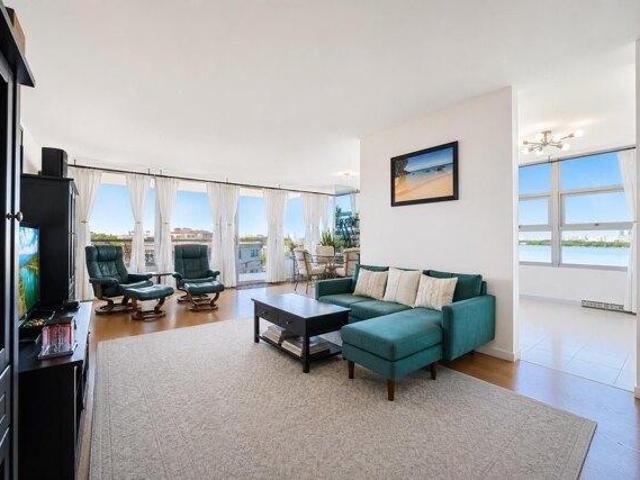 condo with 2 bedroom, West New York NJ DS104407583