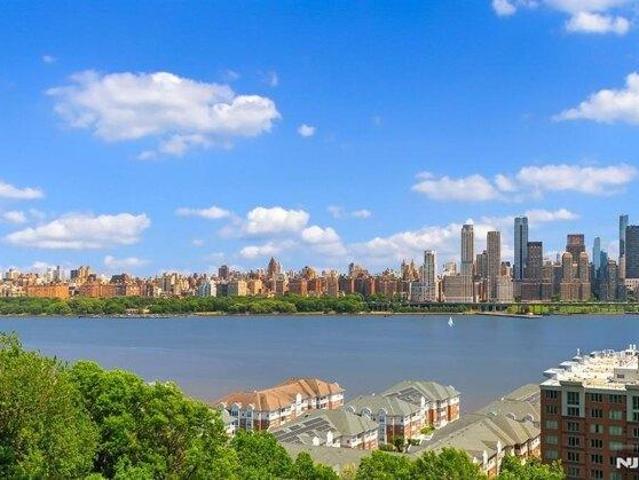 condo with 2 bedroom, West New York NJ DS104479889