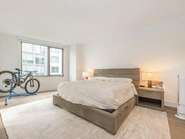 condo with 2 bedroom, West New York NJ ES104232493