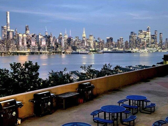 condo with 2 bedroom, West New York NJ ES104352827