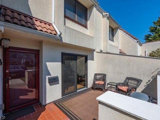 condo with 2 bedroom, West Orange NJ DLS101857403