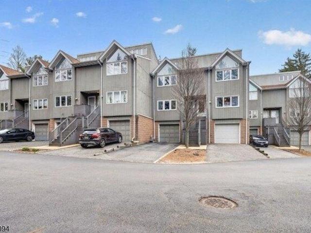 condo with 2 bedroom, West Orange NJ DLS102530712