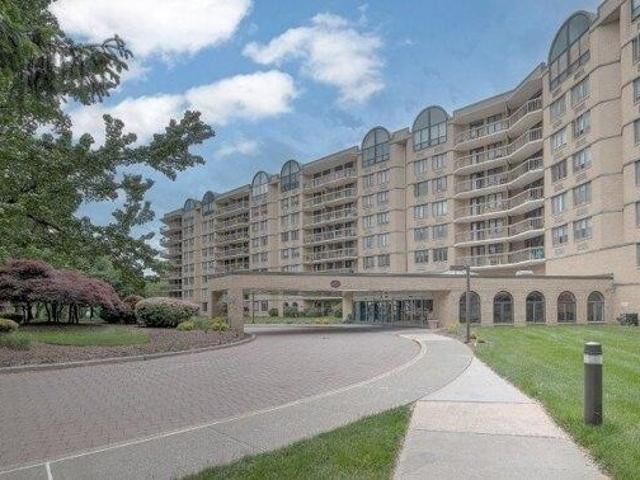 condo with 2 bedroom, West Orange NJ DS102780085