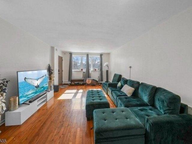condo with 2 bedroom, West Orange NJ ES103437264
