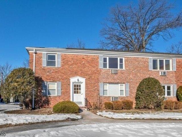 condo with 2 bedroom, West Orange NJ ES104265320