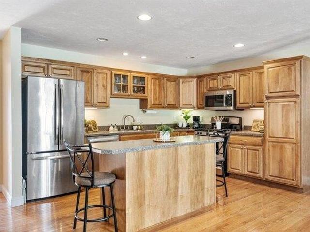 condo with 2 bedroom, West Boylston MA DS102859911