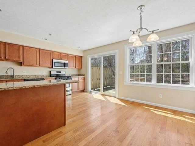 condo with 2 bedroom, West Boylston MA DS103070016
