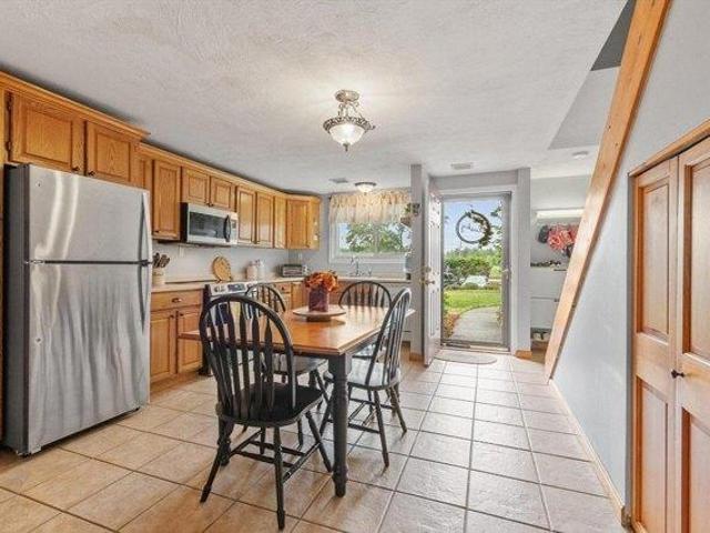 condo with 2 bedroom, West Boylston MA DS103929207
