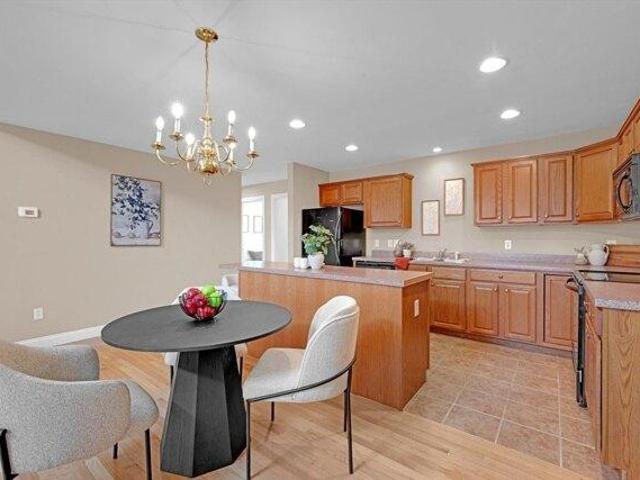 condo with 2 bedroom, West Boylston MA ES104236153