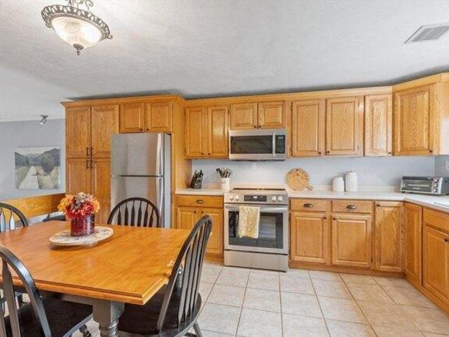 condo with 2 bedroom, West Boylston MA ES103929207