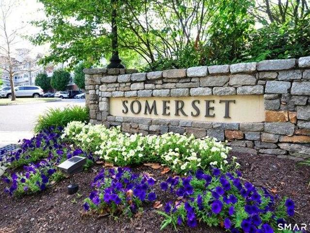 condo with 2 bedroom, West Hartford CT DS103667228